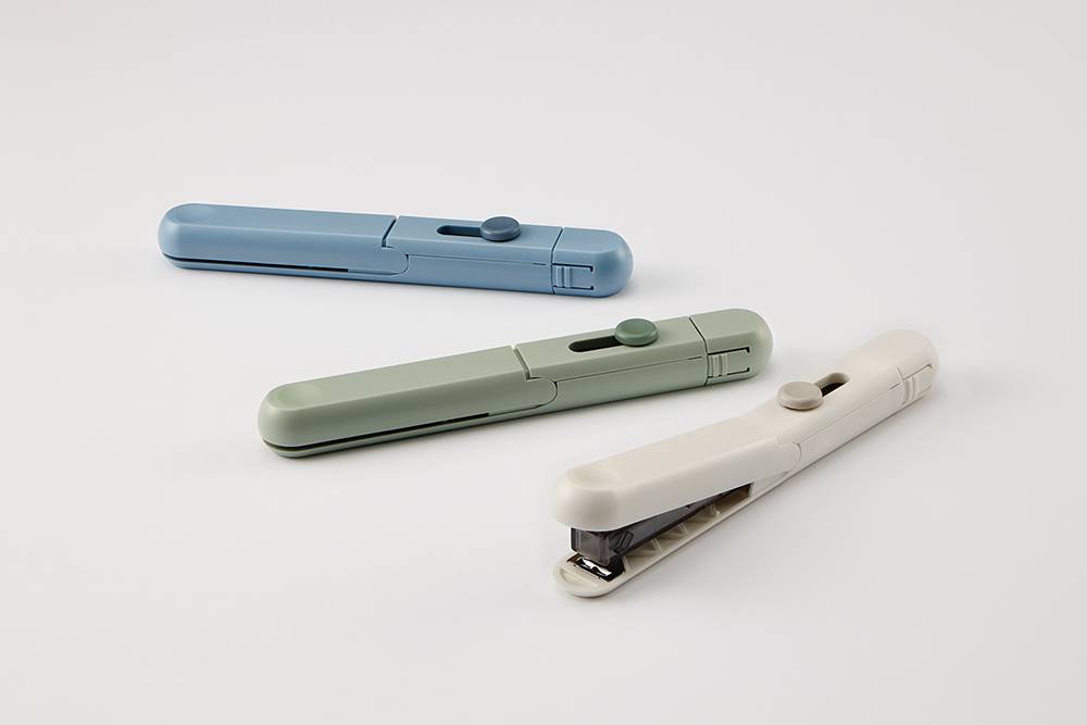 Max Stapler HD-10SK Mobile Stapler in Navy Blue - Premium Office Staplers